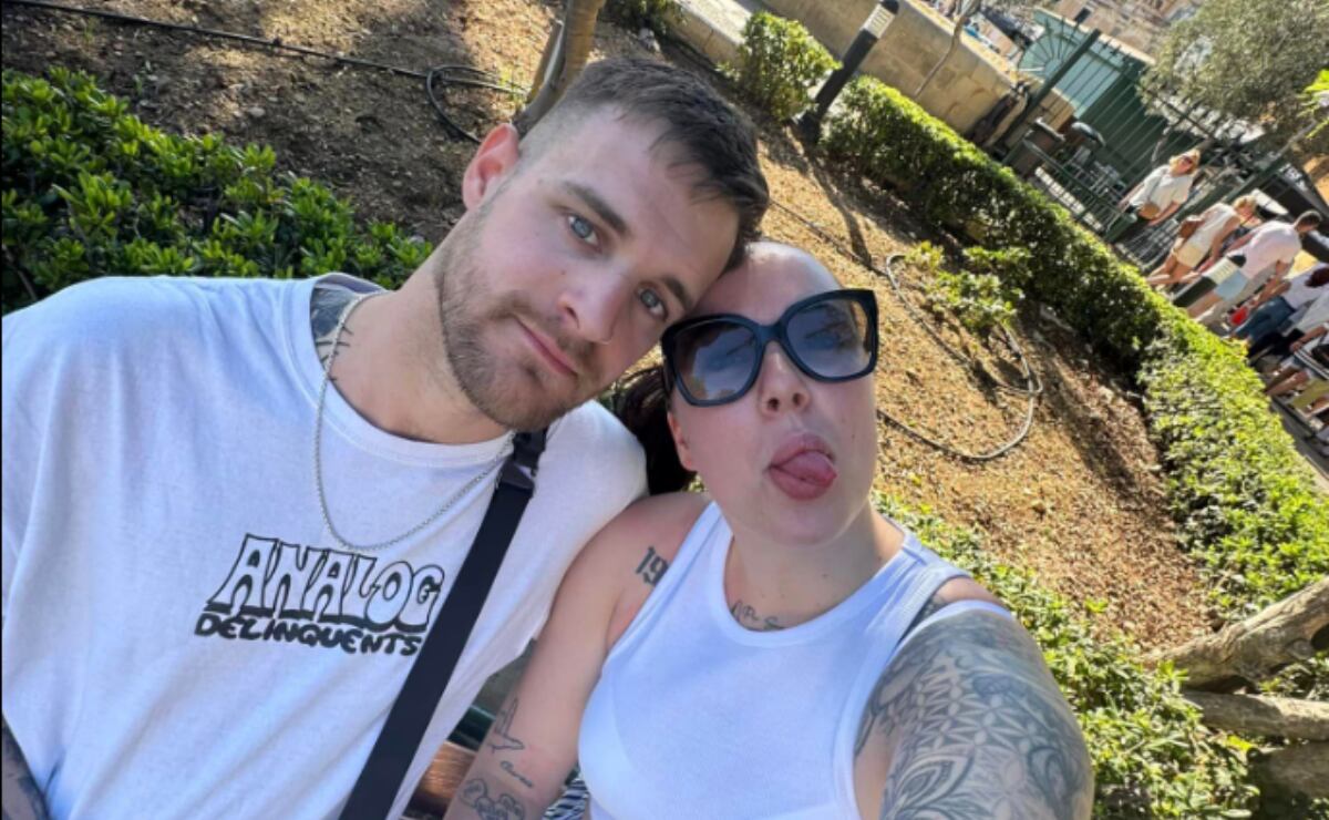 El influencer Lewis Stevenson muere al caer de puente por tomar una ...