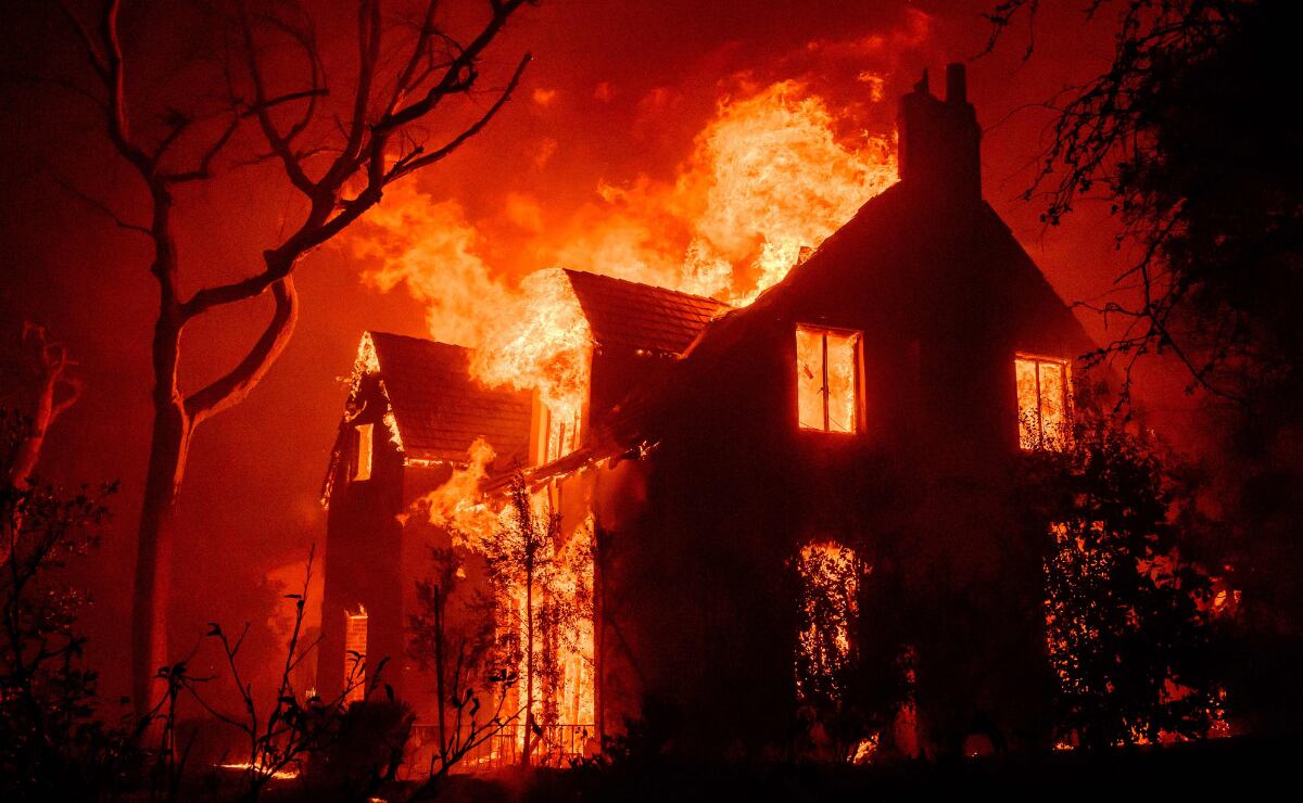 Incendio en Los Ángeles. Famosos muestran catástrofe: “Perderlo todo es ...