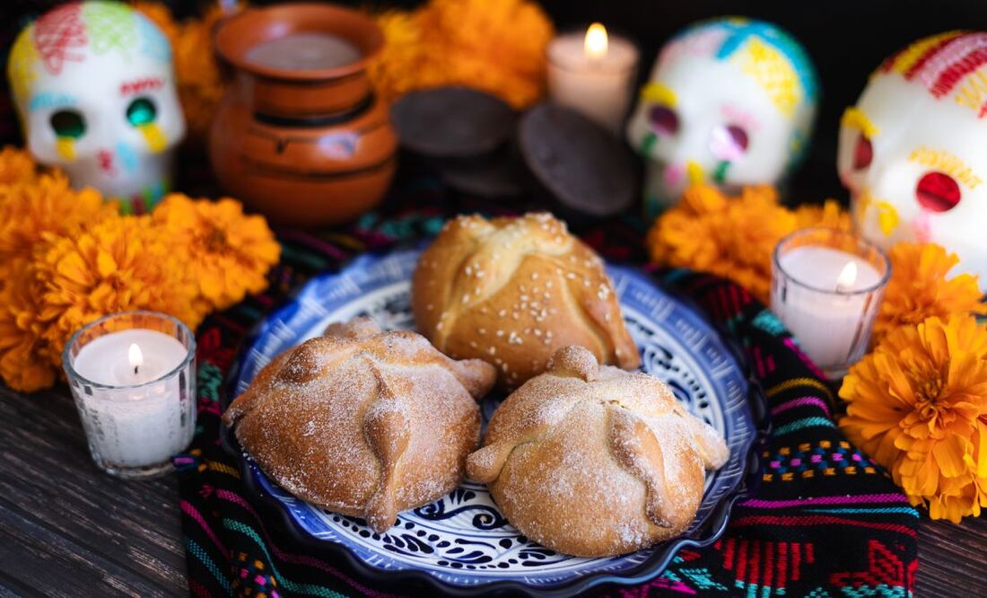 Pan de Muerto: Origen, significado y qué representa en la ofrenda del ...