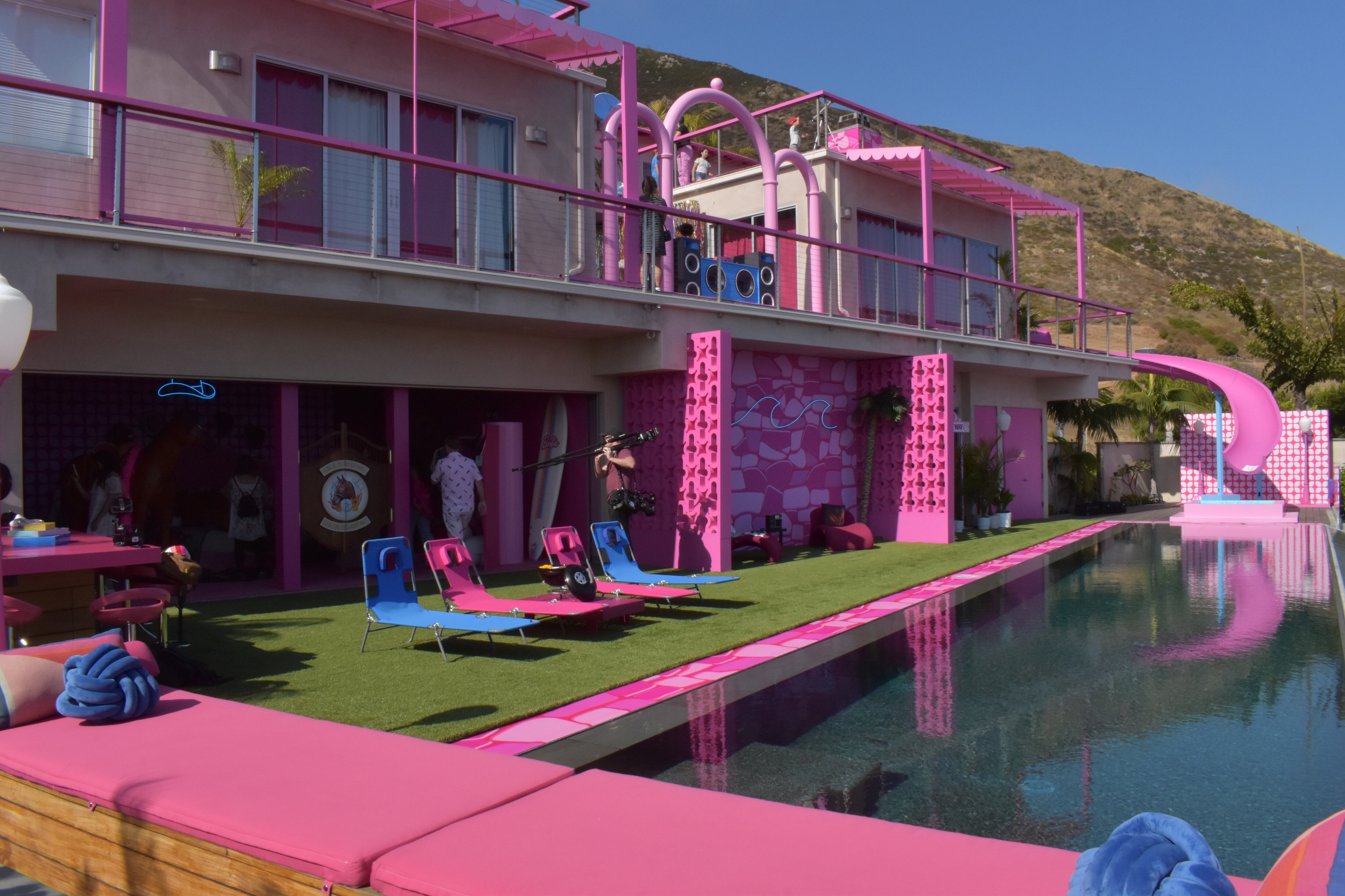 FOTOS. Así es por dentro la 'Casa de los Sueños' de Barbie, el Airbnb ...