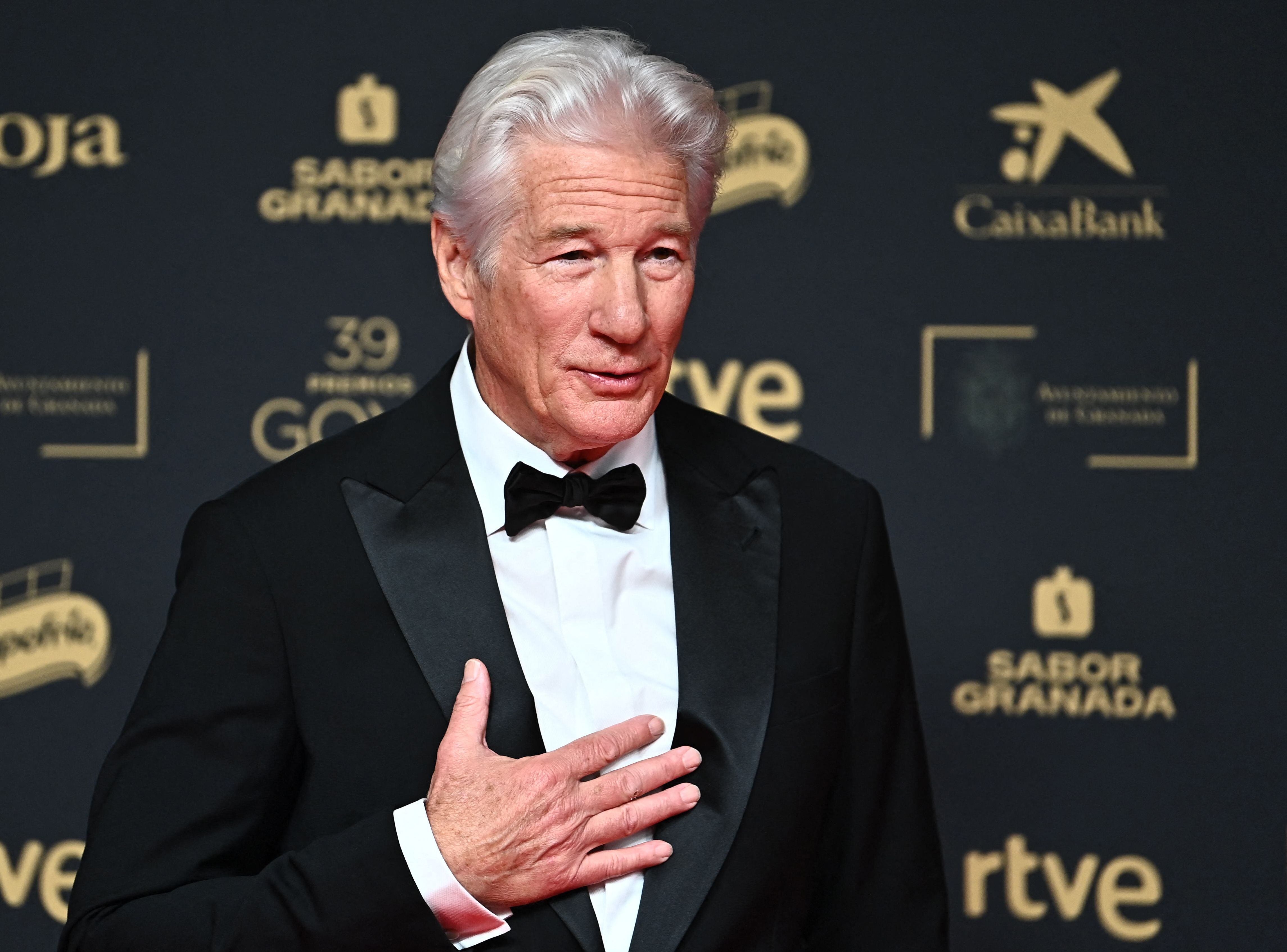 Richard Gere recibe el Goya Internacional y lanza crítica a Trump: "En ...
